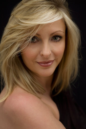 Debby's Modern Glamour photo shoot by Cheshire and Manchester Glamour ...